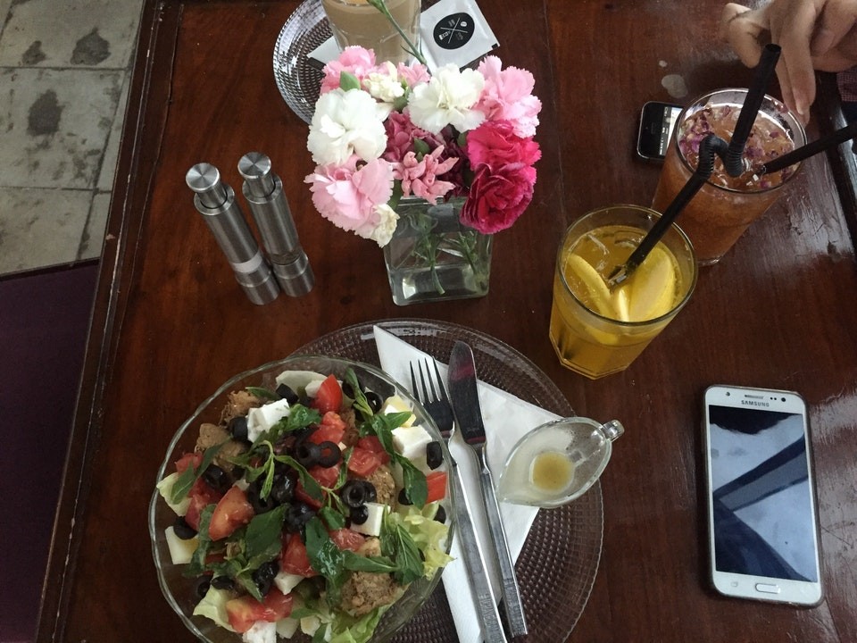 اطلاعات کامل سام کافه در شهر تهران | لست سکند