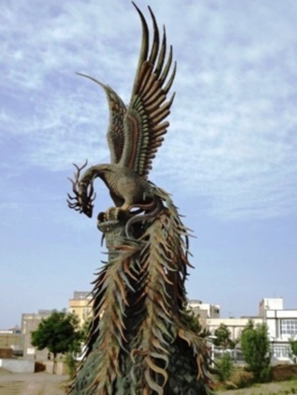 مجسمه سیمرغ نیشابور: همه آنچه قبل از رفتن باید بدانید | لست سکند