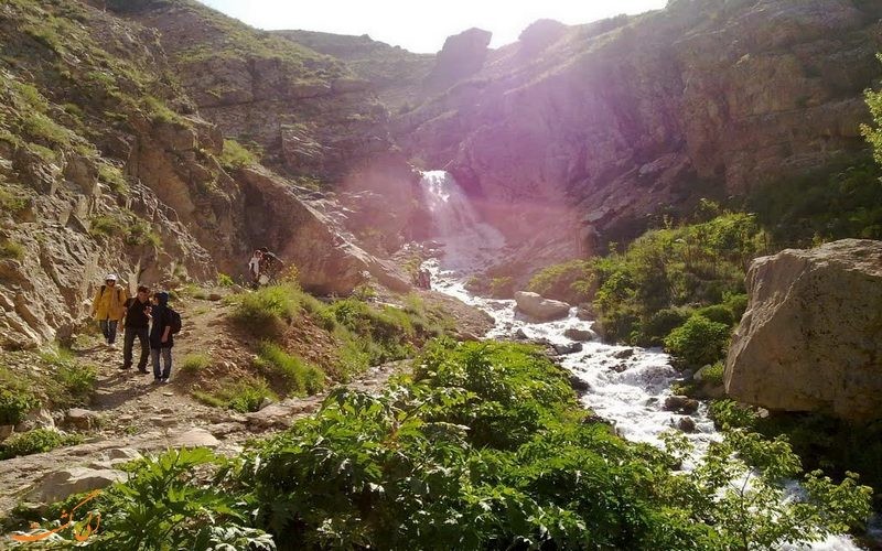 روستای شکرآب فشم: همه آنچه قبل از رفتن باید بدانید | لست سکند